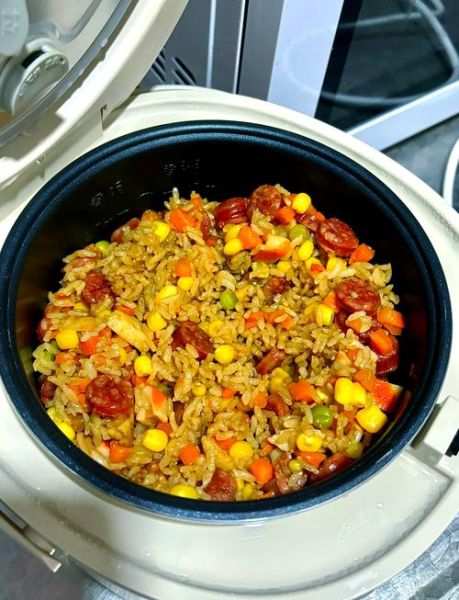 电饭煲可以做什么饭_电饭煲能煮哪些菜-第1张图片-山城妙识