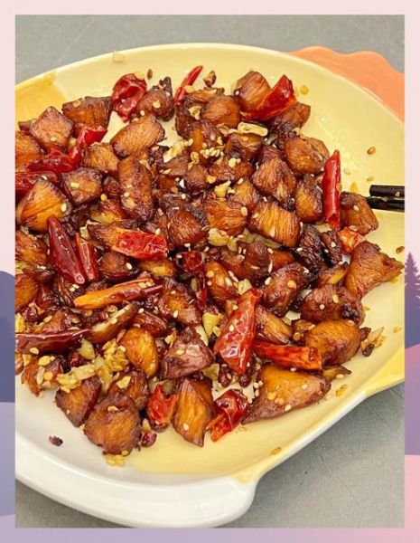 鸡胸辣子鸡丁怎么做_家常辣子鸡丁用鸡胸可以吗-第1张图片-山城妙识