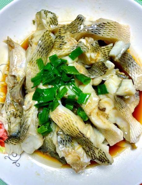 鲈鱼怎么烧才好吃_清蒸鲈鱼做法步骤-第2张图片-山城妙识 鲈鱼怎么烧才好吃_清蒸鲈鱼做法步骤-第2张图片-山城妙识