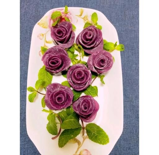 紫薯玫瑰花馒头怎么做_紫薯玫瑰花馒头做法视频教程-第1张图片-山城妙识