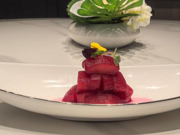 高档粤菜摆盘技巧_如何让菜品瞬间提升档次-第2张图片-山城妙识