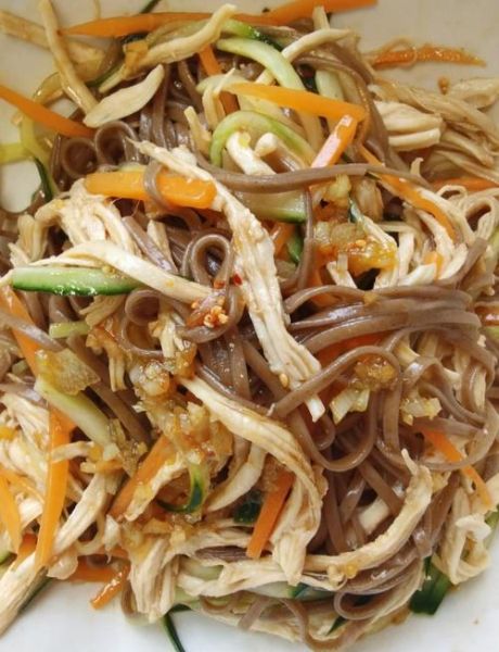 鸡丝凉面热量是多少_减肥能吃吗-第2张图片-山城妙识 鸡丝凉面热量是多少_减肥能吃吗-第2张图片-山城妙识