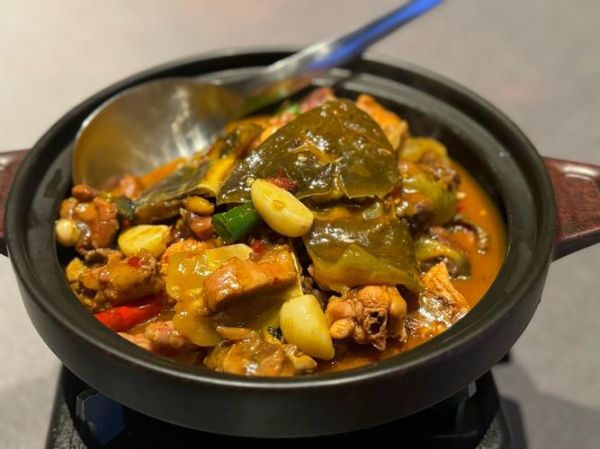 水鱼焖鸡怎么做_水鱼焖鸡的家常做法-第2张图片-山城妙识