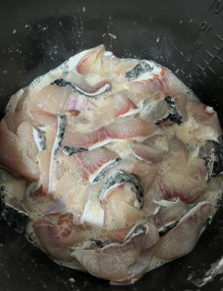 酸菜鱼怎么做好吃_家庭版酸菜鱼做法-第1张图片-山城妙识 酸菜鱼怎么做好吃_家庭版酸菜鱼做法-第1张图片-山城妙识