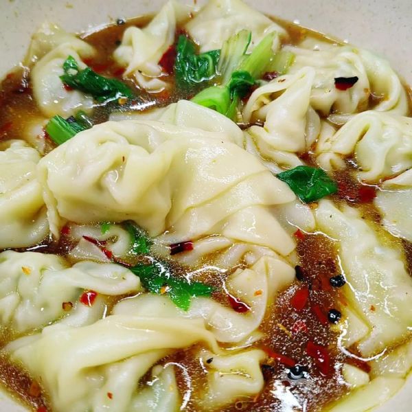 抄手馅可以加哪些蔬菜_抄手馅蔬菜搭配技巧-第1张图片-山城妙识 抄手馅可以加哪些蔬菜_抄手馅蔬菜搭配技巧-第1张图片-山城妙识