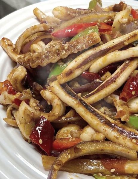 鱿鱼爆炒怎么做好吃_鱿鱼爆炒去腥技巧-第3张图片-山城妙识