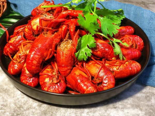 麻辣小龙虾图片高清_怎么拍出诱人色泽-第2张图片-山城妙识