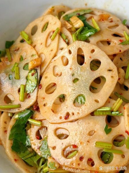 莲藕凉拌怎么做_莲藕凉拌需要焯水吗-第3张图片-山城妙识