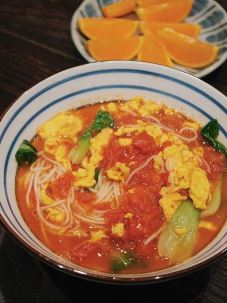 一碗西红柿鸡蛋面热量多少_减肥能吃吗-第2张图片-山城妙识 一碗西红柿鸡蛋面热量多少_减肥能吃吗-第2张图片-山城妙识