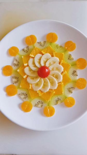 家庭水果拼盘怎么做_水果拼盘摆盘技巧-第2张图片-山城妙识