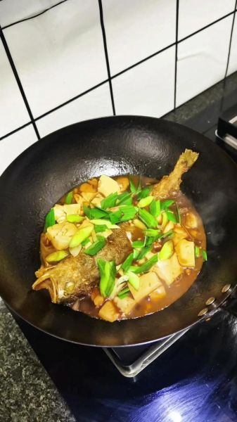 黄花鱼和什么一起炖好吃_黄花鱼炖豆腐的做法-第2张图片-山城妙识 黄花鱼和什么一起炖好吃_黄花鱼炖豆腐的做法-第2张图片-山城妙识