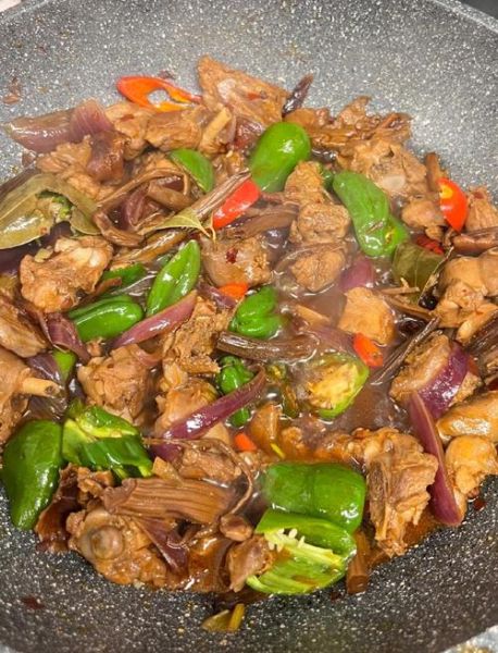 茶树菇老鸭煲怎么做_老鸭煲要不要焯水-第1张图片-山城妙识