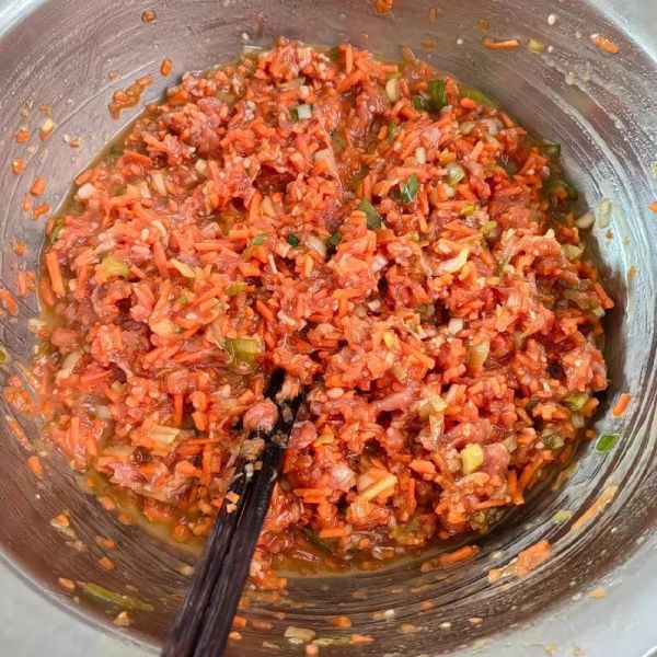 胡萝卜羊肉饺子馅怎么做_羊肉饺子馅怎么调不膻-第1张图片-山城妙识