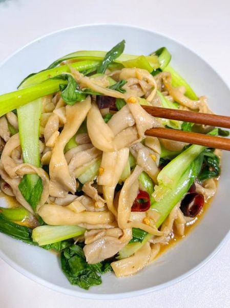 蘑菇青菜怎么炒好吃_蘑菇青菜做法窍门-第2张图片-山城妙识 蘑菇青菜怎么炒好吃_蘑菇青菜做法窍门-第2张图片-山城妙识