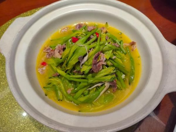 干黄花菜炒肉怎么做_干黄花菜炒肉焯水吗-第2张图片-山城妙识 干黄花菜炒肉怎么做_干黄花菜炒肉焯水吗-第2张图片-山城妙识