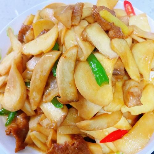 杏鲍菇炒肉要焯水吗_焯水还是不焯水-第1张图片-山城妙识