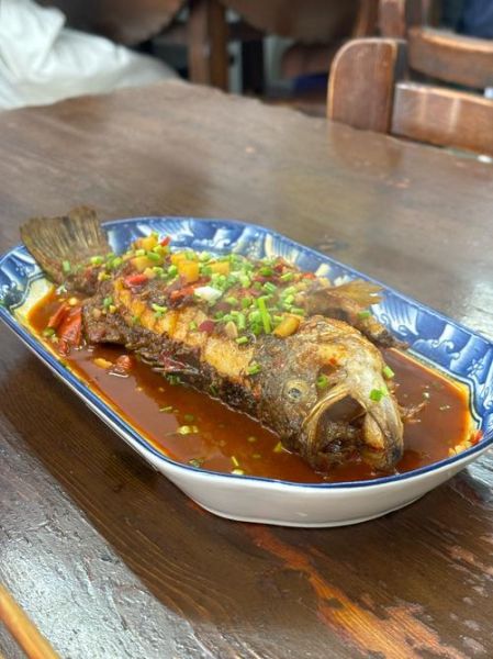 红烧鲈鱼怎么做_红烧鲈鱼的家常做法步骤-第2张图片-山城妙识 红烧鲈鱼怎么做_红烧鲈鱼的家常做法步骤-第2张图片-山城妙识