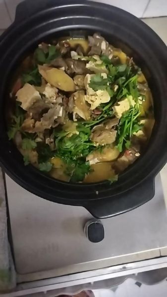 炖羊腿肉怎么做好吃_炖羊腿肉用高压锅还是砂锅-第3张图片-山城妙识