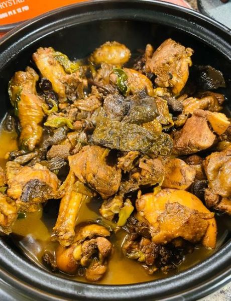 鲜蘑炖鸡肉怎么做好吃_鲜蘑炖鸡肉的家常做法窍门-第2张图片-山城妙识 鲜蘑炖鸡肉怎么做好吃_鲜蘑炖鸡肉的家常做法窍门-第2张图片-山城妙识