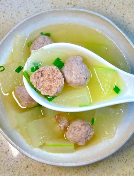 冬瓜丸子汤怎么做_冬瓜丸子汤做法郝大厨-第1张图片-山城妙识