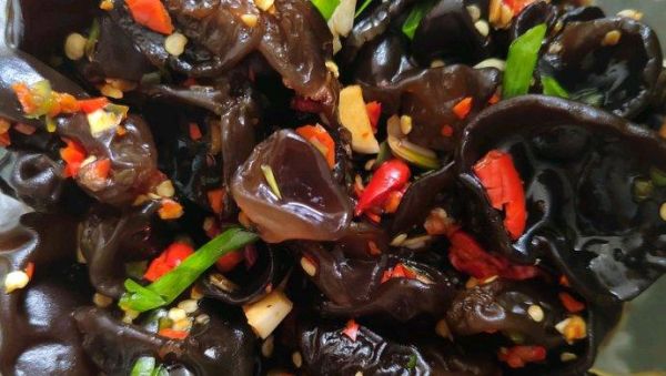 云耳泡发多久可以吃_云耳泡好后多久能下锅-第1张图片-山城妙识 云耳泡发多久可以吃_云耳泡好后多久能下锅-第1张图片-山城妙识