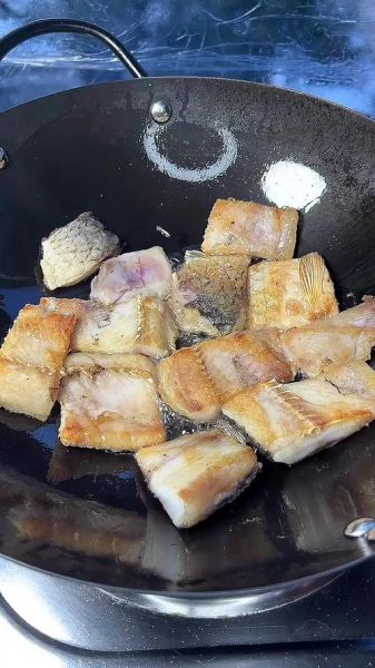 腌制糍粑鱼怎么做_糍粑鱼腌制多久入味-第2张图片-山城妙识