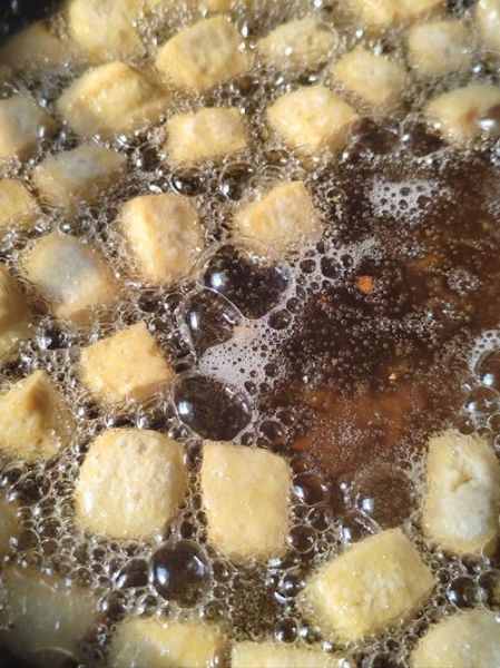 油炸空心豆腐泡怎么做_为什么豆腐泡会空心-第1张图片-山城妙识 油炸空心豆腐泡怎么做_为什么豆腐泡会空心-第1张图片-山城妙识