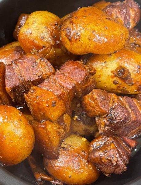 五花肉炖土豆怎么做_五花肉炖土豆家常做法-第1张图片-山城妙识 五花肉炖土豆怎么做_五花肉炖土豆家常做法-第1张图片-山城妙识