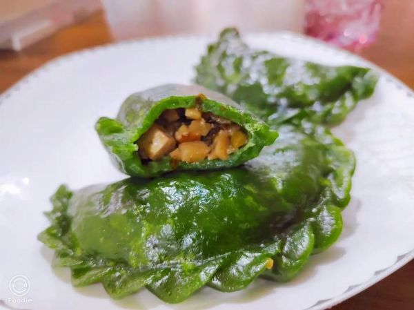 艾草团子的功效与作用_艾草团子适合什么人吃-第3张图片-山城妙识