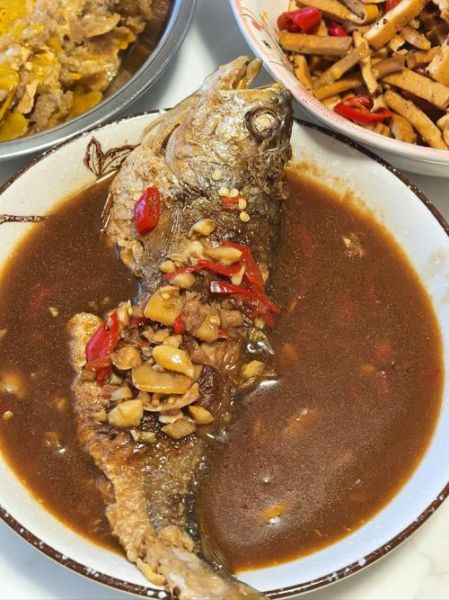 小鱼怎么做_小鱼的做法大全-第3张图片-山城妙识