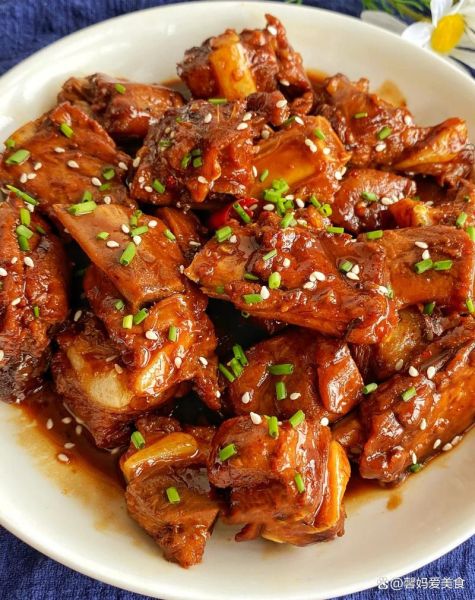 红烧排骨怎么做嫩_排骨焯水还是直接炖-第1张图片-山城妙识 红烧排骨怎么做嫩_排骨焯水还是直接炖-第1张图片-山城妙识