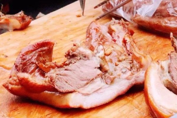 家常煮猪头怎么做_猪头肉去腥增香窍门-第2张图片-山城妙识 家常煮猪头怎么做_猪头肉去腥增香窍门-第2张图片-山城妙识