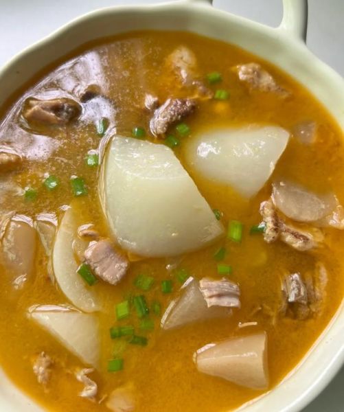 酸萝卜炖鸭子怎么做_酸萝卜老鸭汤正宗做法-第1张图片-山城妙识 酸萝卜炖鸭子怎么做_酸萝卜老鸭汤正宗做法-第1张图片-山城妙识