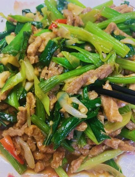 小炒牛肉怎么腌制_小炒牛肉腌制多久才嫩-第2张图片-山城妙识 小炒牛肉怎么腌制_小炒牛肉腌制多久才嫩-第2张图片-山城妙识