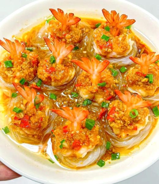 蒜蓉粉丝虾最正宗的做法_蒜蓉粉丝虾怎么做才好吃-第3张图片-山城妙识