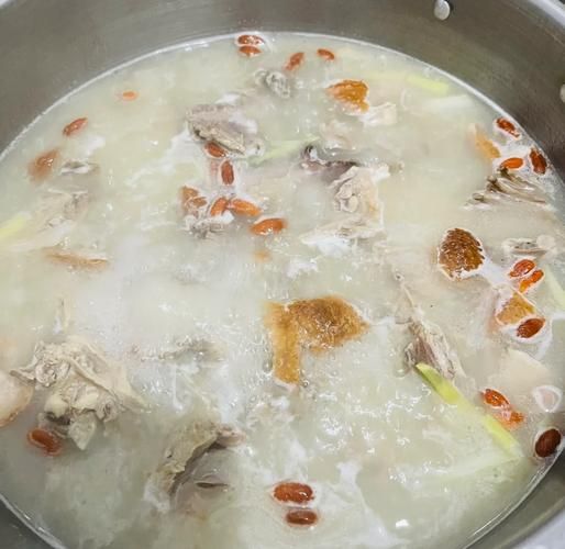 鸭架汤怎么炖好喝_鸭架汤的做法和步骤-第1张图片-山城妙识 鸭架汤怎么炖好喝_鸭架汤的做法和步骤-第1张图片-山城妙识