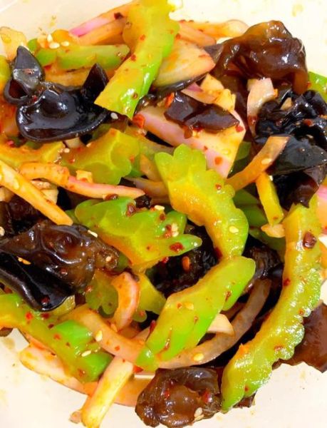 洋葱拌苦瓜怎么做_洋葱拌苦瓜能减肥吗-第3张图片-山城妙识