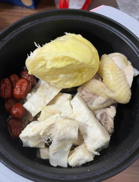 榴莲壳煲鸡汤的做法_榴莲壳煲鸡汤的功效与作用-第2张图片-山城妙识