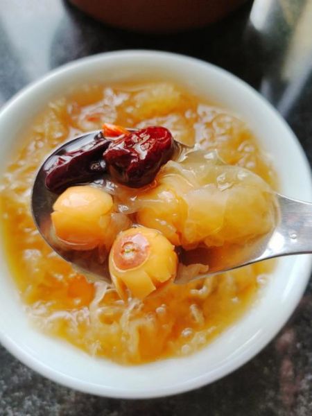 银耳莲子汤怎么做_银耳莲子汤的做法大全-第3张图片-山城妙识 银耳莲子汤怎么做_银耳莲子汤的做法大全-第3张图片-山城妙识