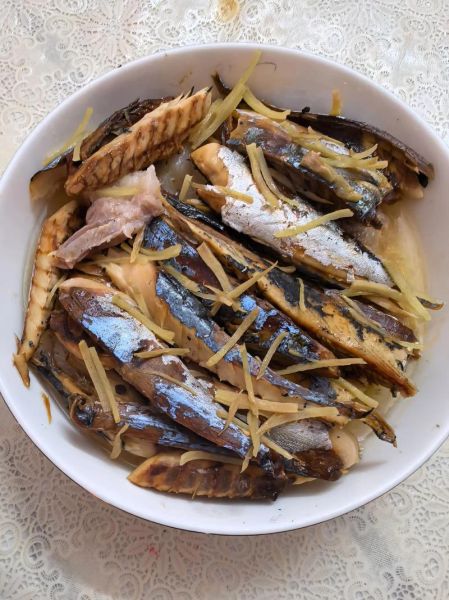 家常咸鱼怎么做好吃_咸鱼蒸五花肉做法-第2张图片-山城妙识