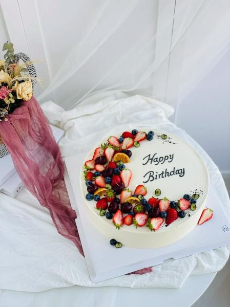 12寸蛋糕多大参照物_12寸蛋糕够几个人吃-第3张图片-山城妙识 12寸蛋糕多大参照物_12寸蛋糕够几个人吃-第3张图片-山城妙识