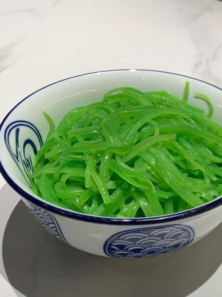 清炒莴笋丝要过水吗_焯水多久才脆绿-第1张图片-山城妙识