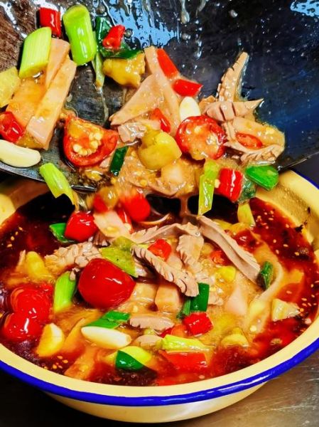 泡椒腰花怎么做才嫩_泡椒腰花去腥技巧-第1张图片-山城妙识 泡椒腰花怎么做才嫩_泡椒腰花去腥技巧-第1张图片-山城妙识