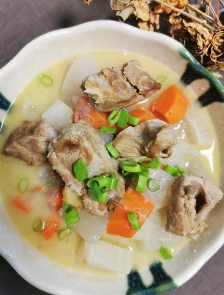 排骨炖萝卜怎么做好吃_排骨炖萝卜最正宗的做法-第1张图片-山城妙识