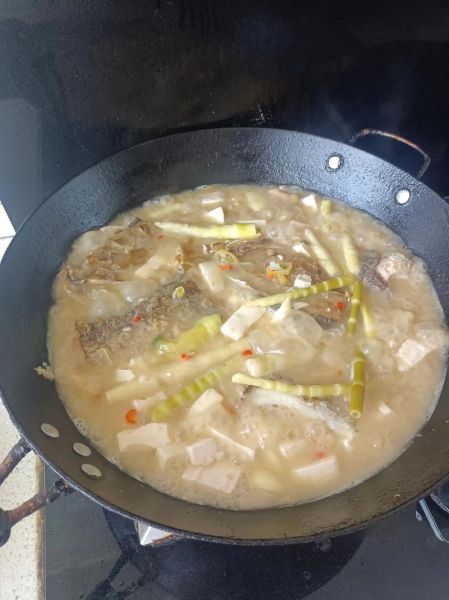 酸笋鱼怎么做好吃_酸笋鱼的做法步骤详解-第1张图片-山城妙识