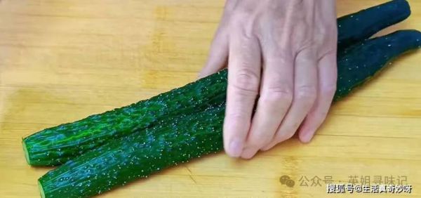 黄瓜肉馅饺子怎么做_黄瓜饺子馅怎么调好吃-第1张图片-山城妙识