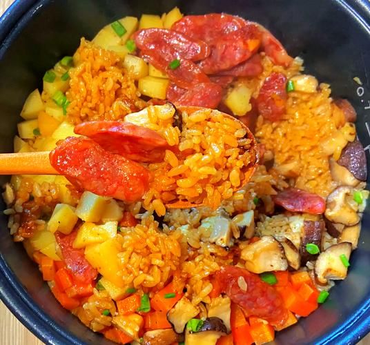 腊肠土豆焖饭怎么做_腊肠土豆焖饭用哪种米最好-第2张图片-山城妙识 腊肠土豆焖饭怎么做_腊肠土豆焖饭用哪种米最好-第2张图片-山城妙识
