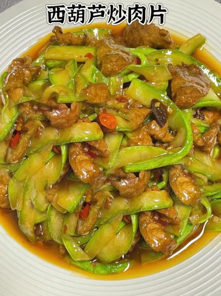 肉炒西葫芦怎么炒好吃_肉炒西葫芦需要焯水吗-第1张图片-山城妙识 肉炒西葫芦怎么炒好吃_肉炒西葫芦需要焯水吗-第1张图片-山城妙识