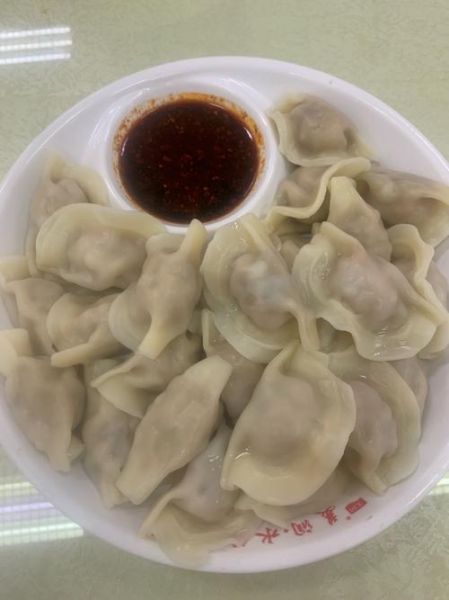 香菇猪肉饺子配什么菜好吃_香菇猪肉饺子最佳配菜推荐-第2张图片-山城妙识 香菇猪肉饺子配什么菜好吃_香菇猪肉饺子最佳配菜推荐-第2张图片-山城妙识