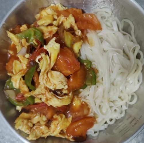 西红柿鸡蛋盖浇面怎么做_西红柿鸡蛋盖浇面热量高吗-第3张图片-山城妙识 西红柿鸡蛋盖浇面怎么做_西红柿鸡蛋盖浇面热量高吗-第3张图片-山城妙识